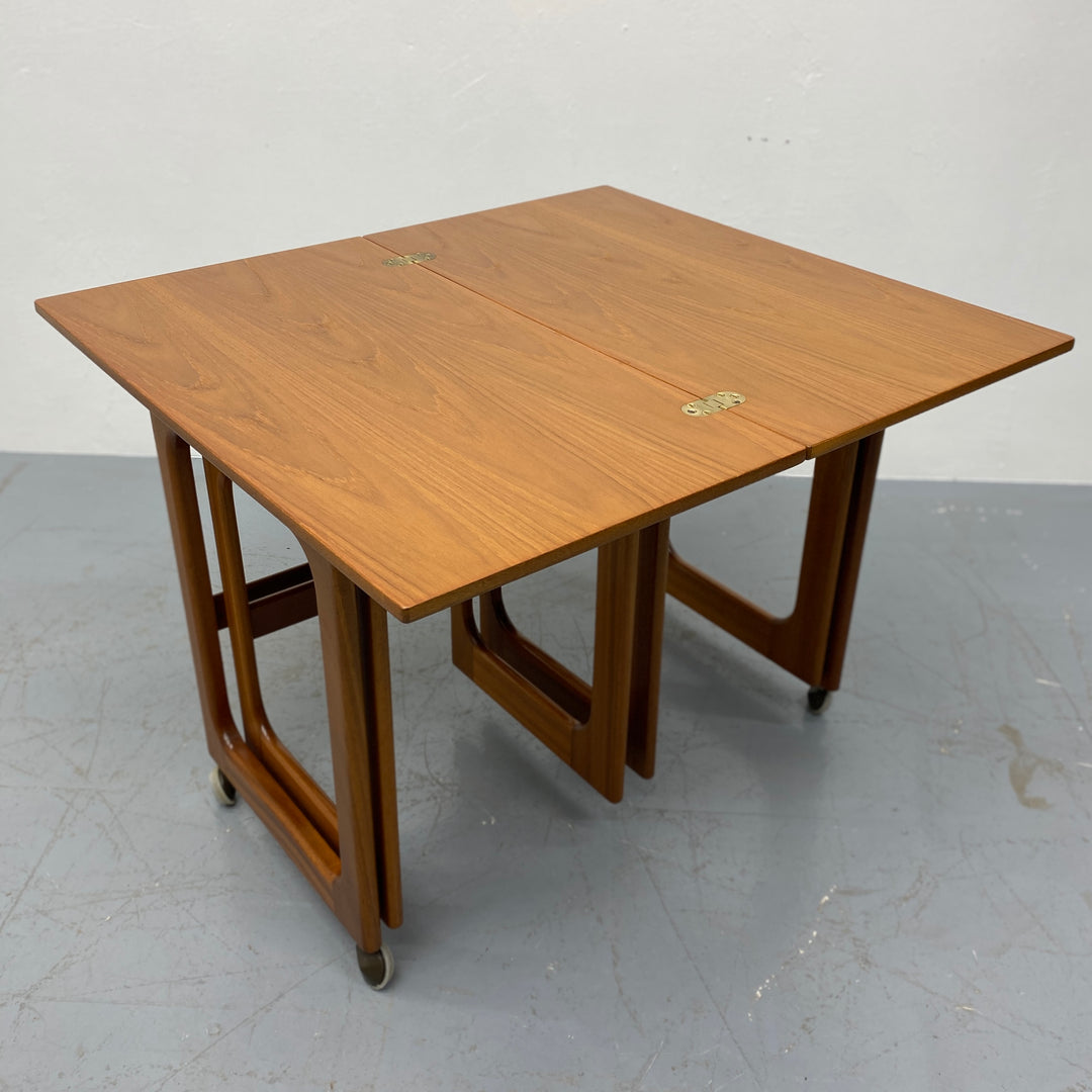 Mid Century Nest Of Tables 1970s Triform – Pool Bank Interiors