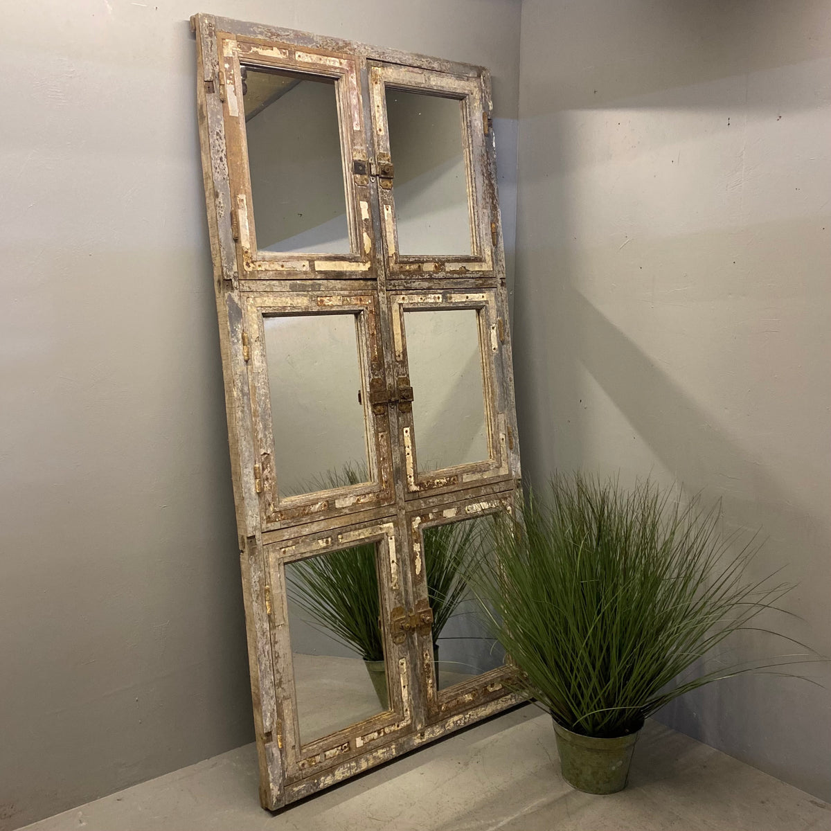 French Chateau Mirror – Pool Bank Interiors